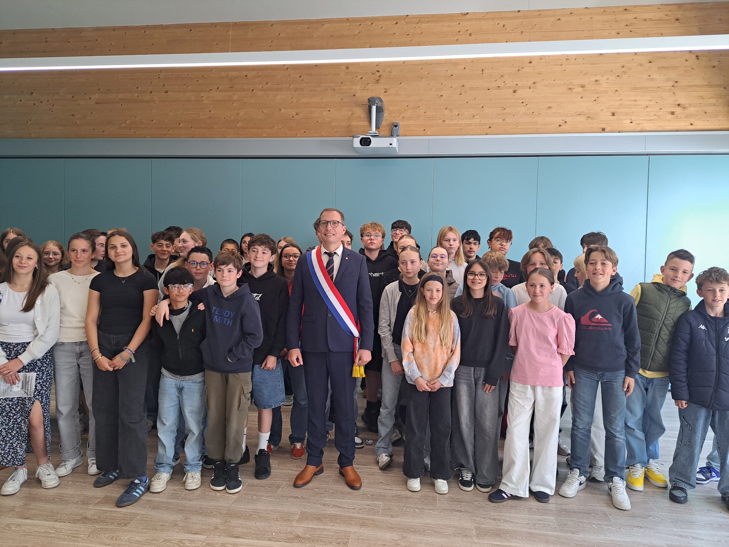 Rencontre entre les délégués et Freddy Sertin - Collège Emile Maupas